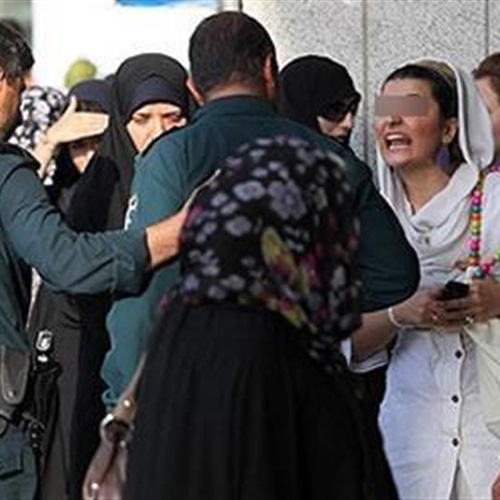 بوابة الحركات الاسلامية الاغتصاب والتعذيب الجسدي وسيلة الملالي ضد