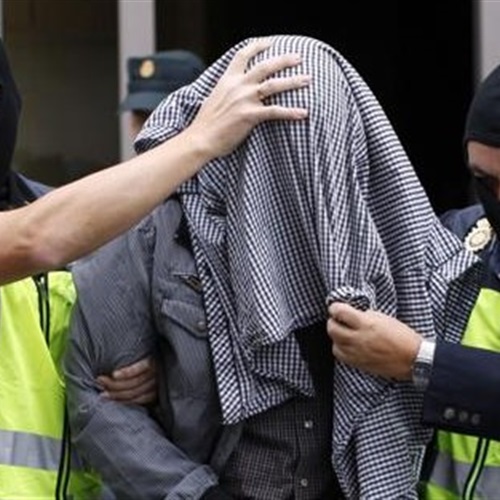 بوابة الحركات الاسلامية اعتقال إمام من أصول مغربية لارتباطه بتنظيم